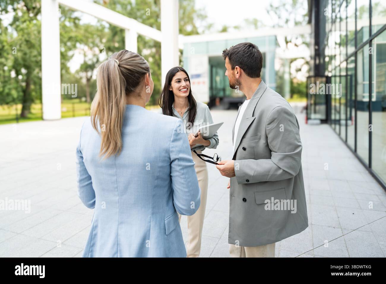 Group of people in formal attire hi-res stock photography and images ...