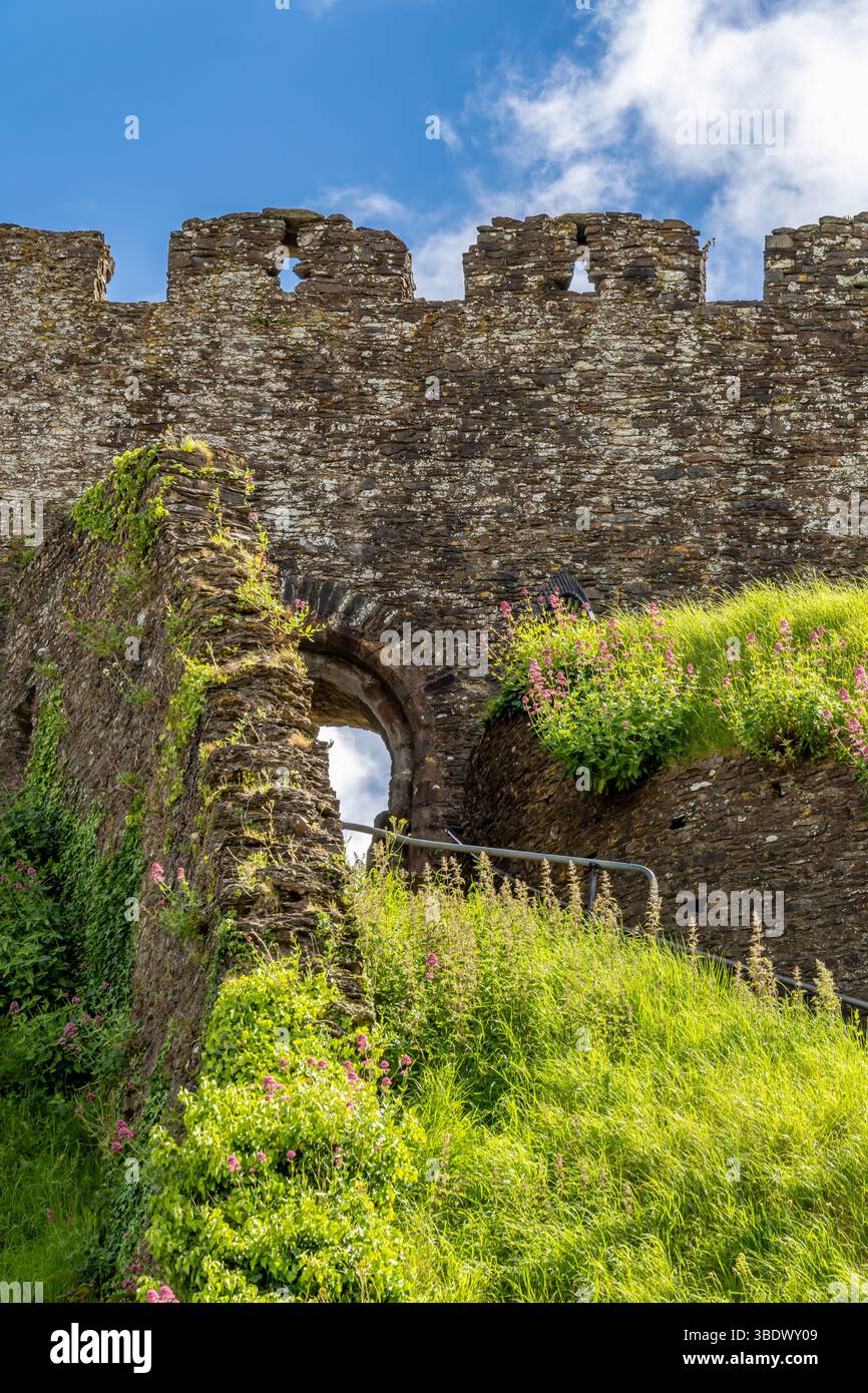 Close aerial view medieval castle hi-res stock photography and images ...