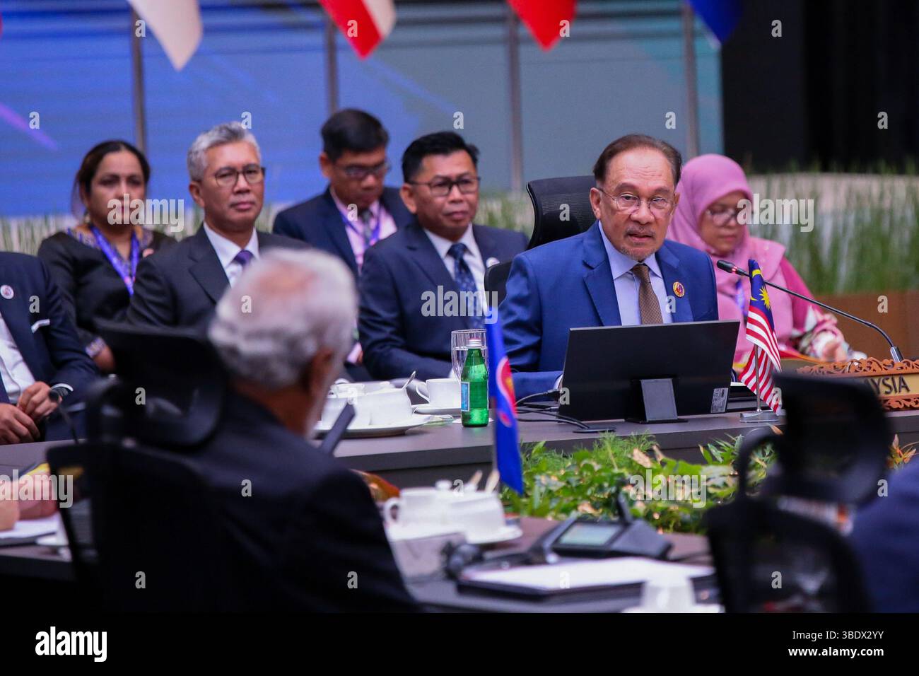 Kuala Lumpur, Malaysia. 26th May, 2025. Malaysia's Prime Minister Anwar ...
