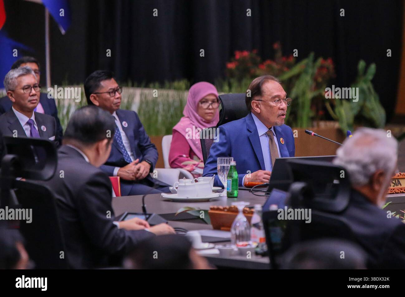 Kuala Lumpur, Malaysia. 26th May, 2025. Malaysia's Prime Minister Anwar Ibrahim seen gives ...