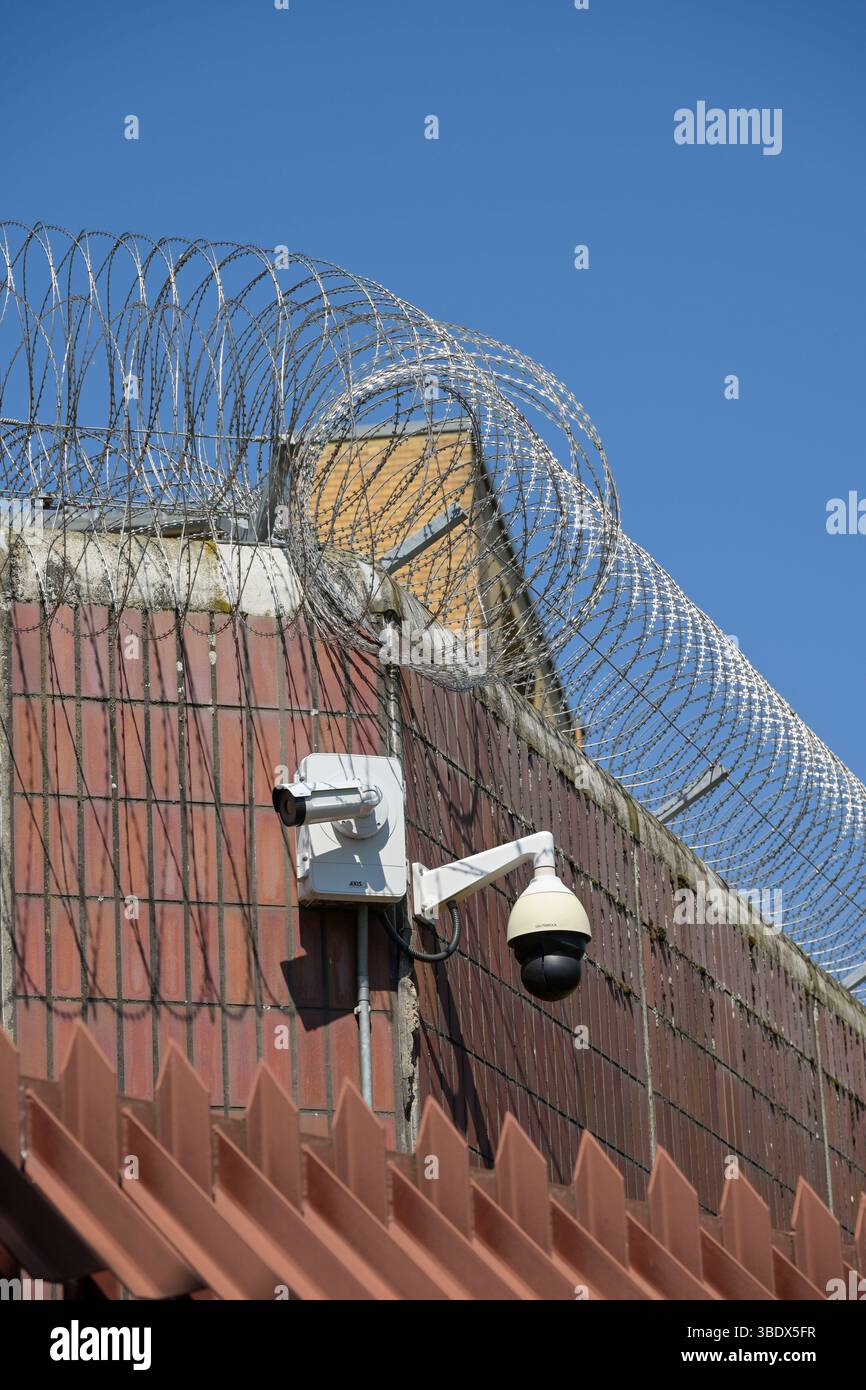 Justizvollzugsanstalt Moabit, Zaun, Alt-Moabit, Mitte, Berlin ...