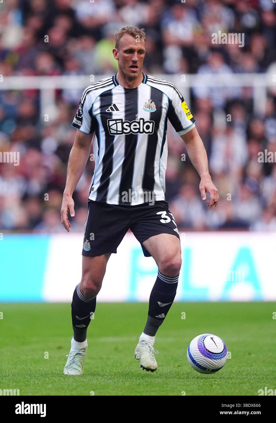 Newcastle United's Dan Burn during the Premier League match at St ...