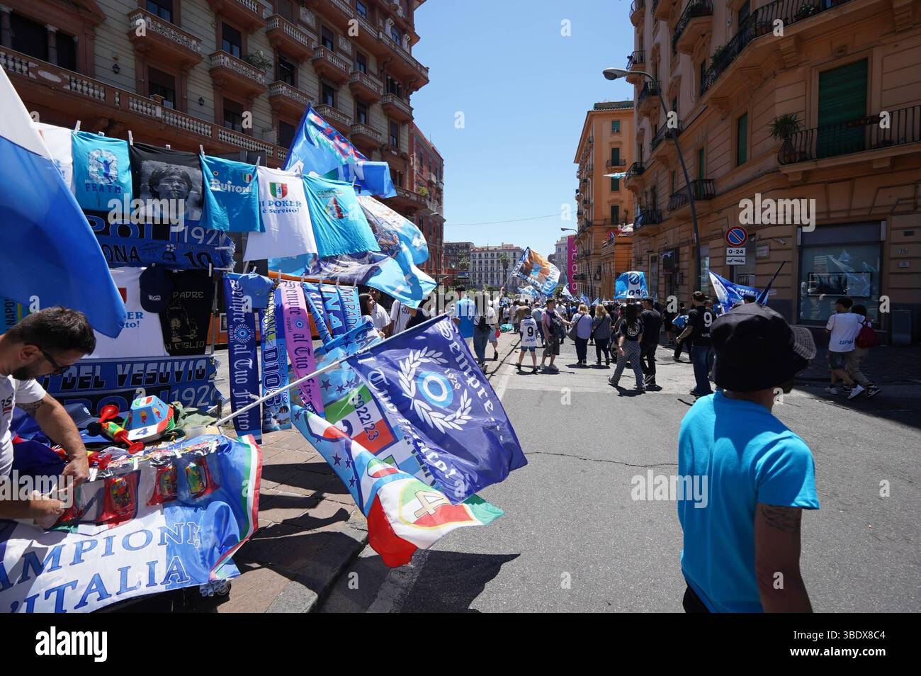 News - Napoli Scudetto celebration. Parade of the team on the bus along ...
