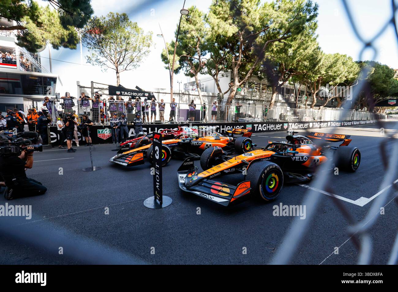 Monte-Carlo, Monaco. 25th May, 2025. #81 Oscar Piastri (AUS, McLaren F1 Team), #4 Lando Norris ...
