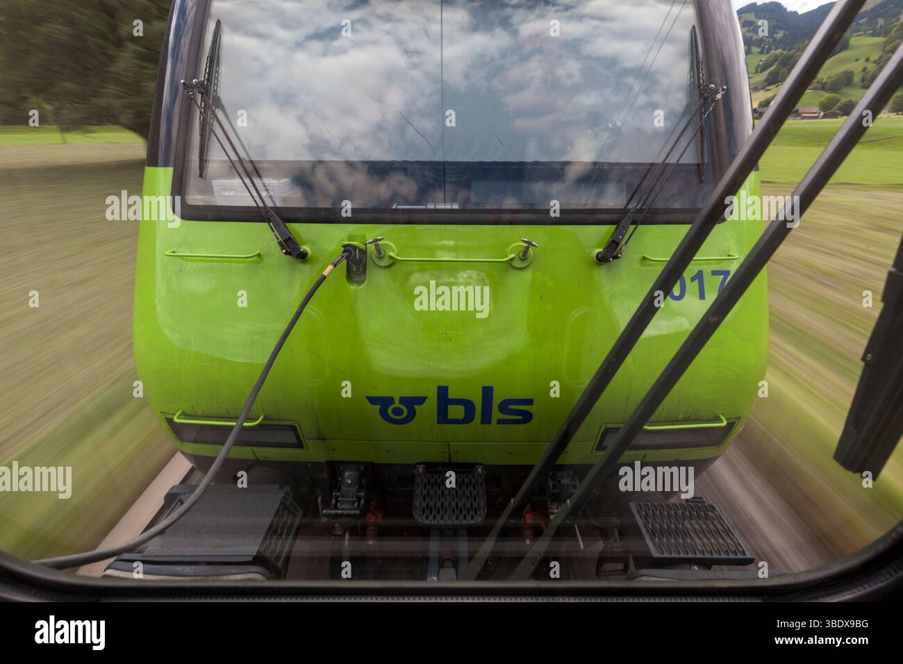 BLS class 465 electric locomotive seen from inside a carriage ...