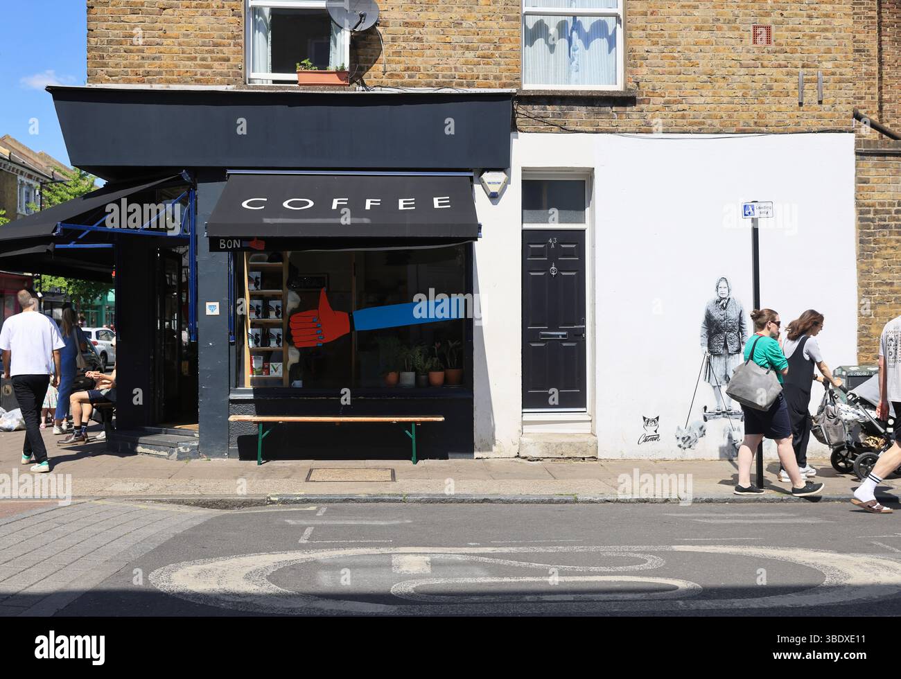 Lordship Lane in East Dulwich, a thriving High Street with independent ...