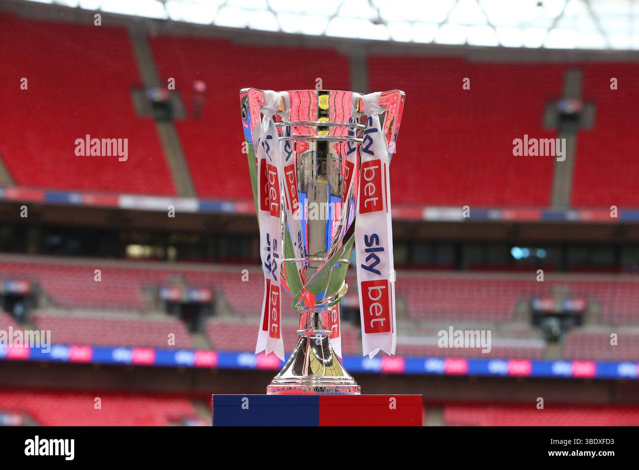 Wembley Stadium, London, UK. 26th May, 2025. EFL League Two Play Off ...