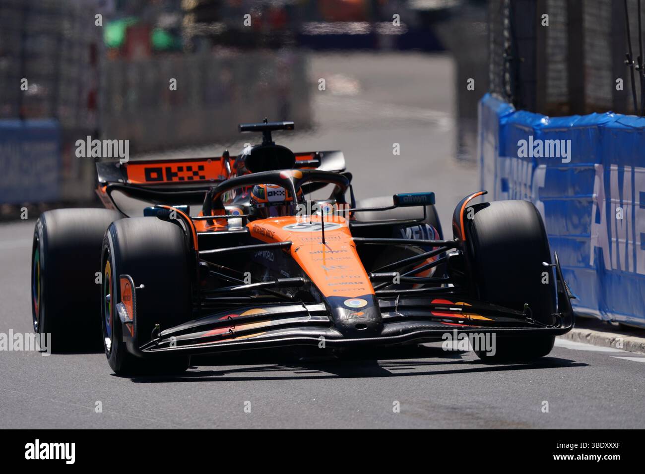 Oscar Piastri of Australia driving the (81) McLaren F1 Team MCL39 during the Race of the Formula ...