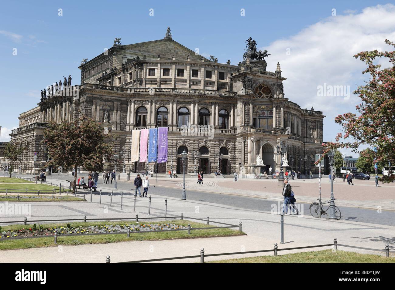 Theaterplatz, Semperoper, Erbaut zwischen 1838 und 1841 von Gottfried ...