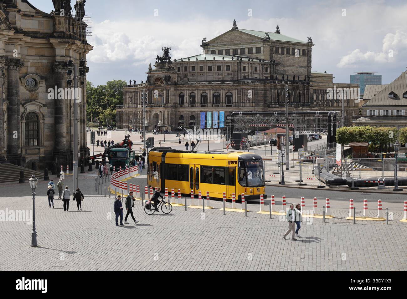 Theaterplatz, Semperoper, Erbaut zwischen 1838 und 1841 von Gottfried ...