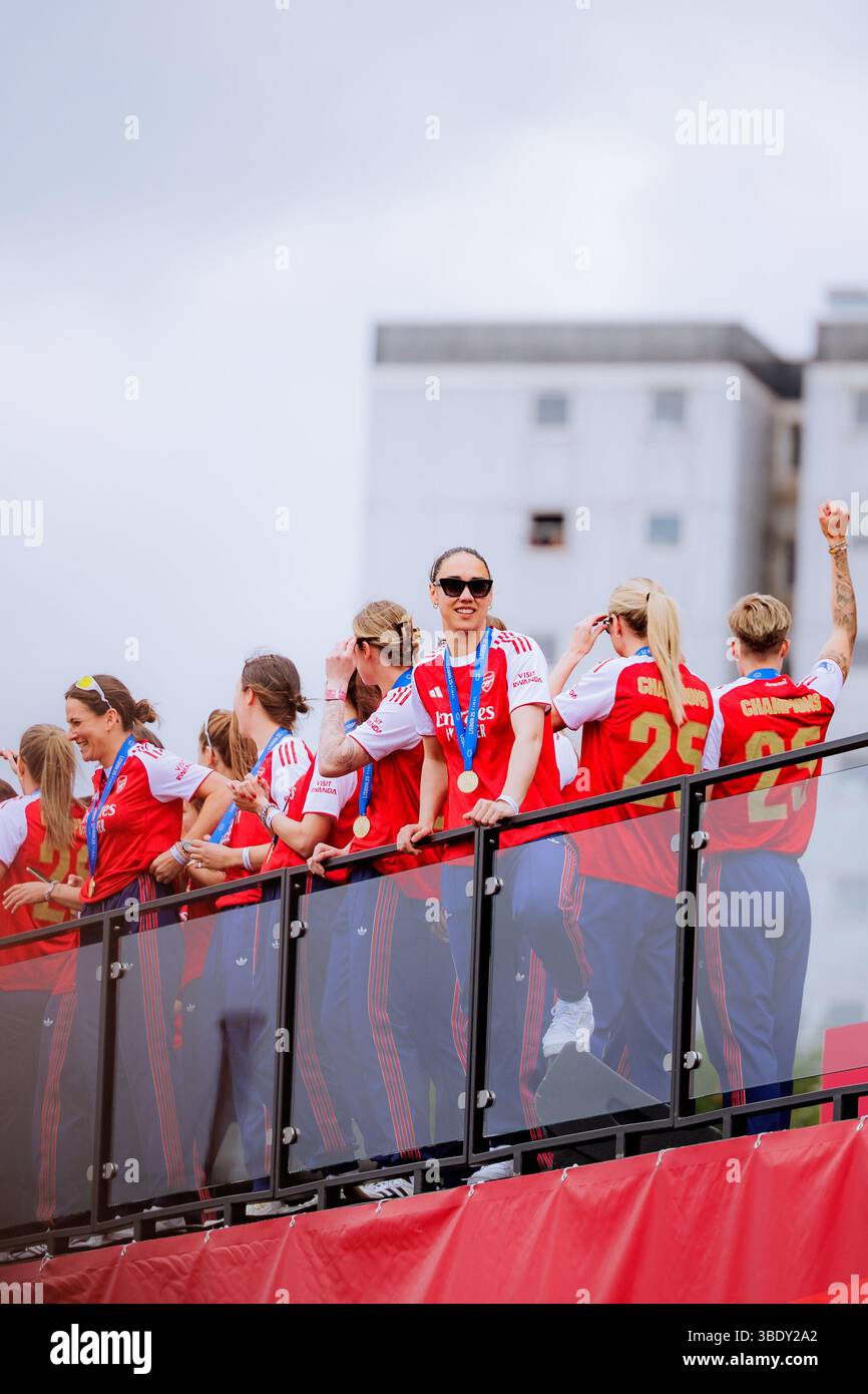 London, UK. 26th May, 2025. Goalkeeper Manuela Zinsberger (1 Arsenal ...