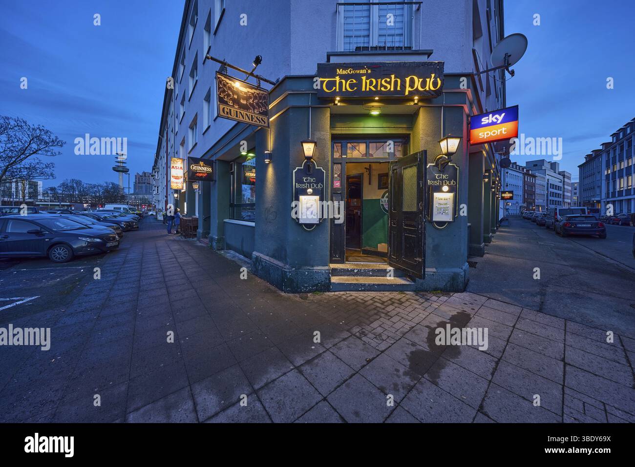 Irish Pub, MacGowan's The Irish Pub, residential and commercial ...