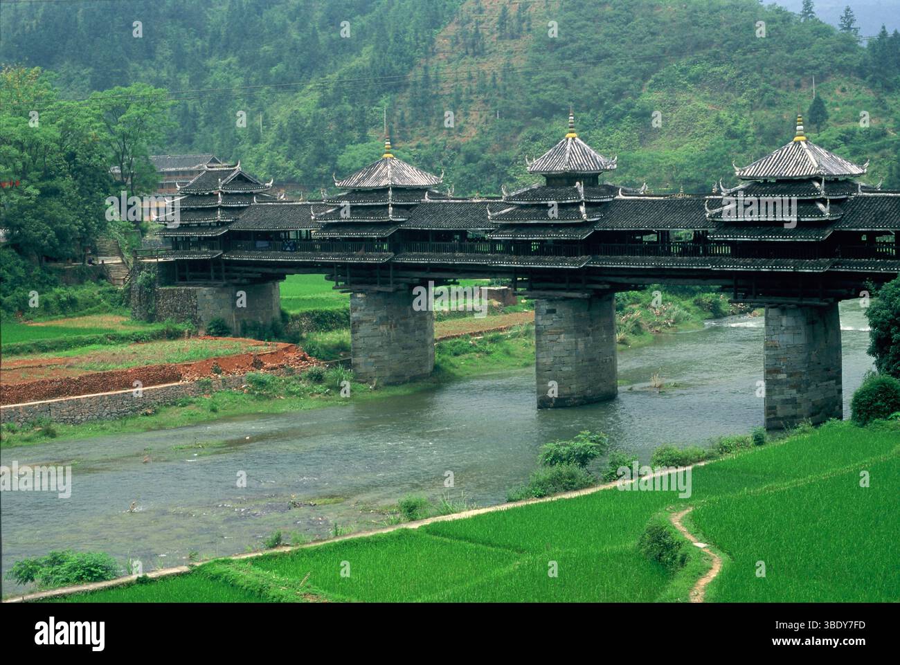 Chengyang bridge (wind and rain), Liuzhou, Guangxi Province, China ...