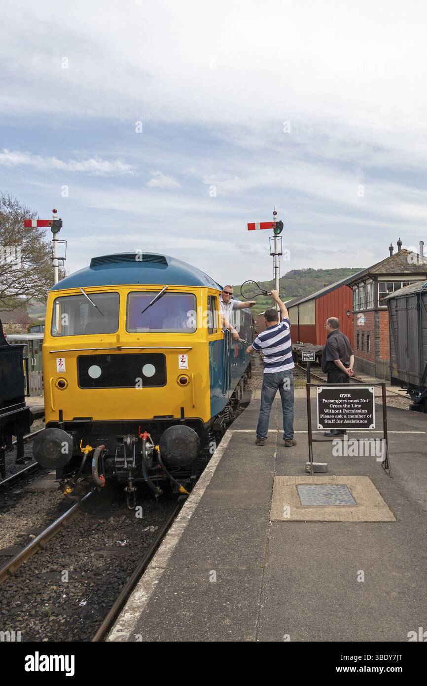GWSR diesel train arrives at station, token handover, Winchcombe, The ...