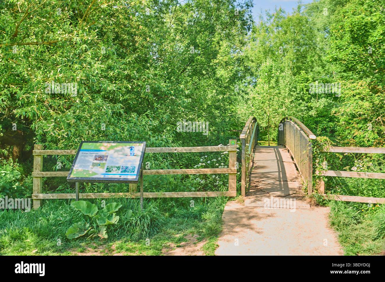 River stort bridge hi-res stock photography and images - Alamy