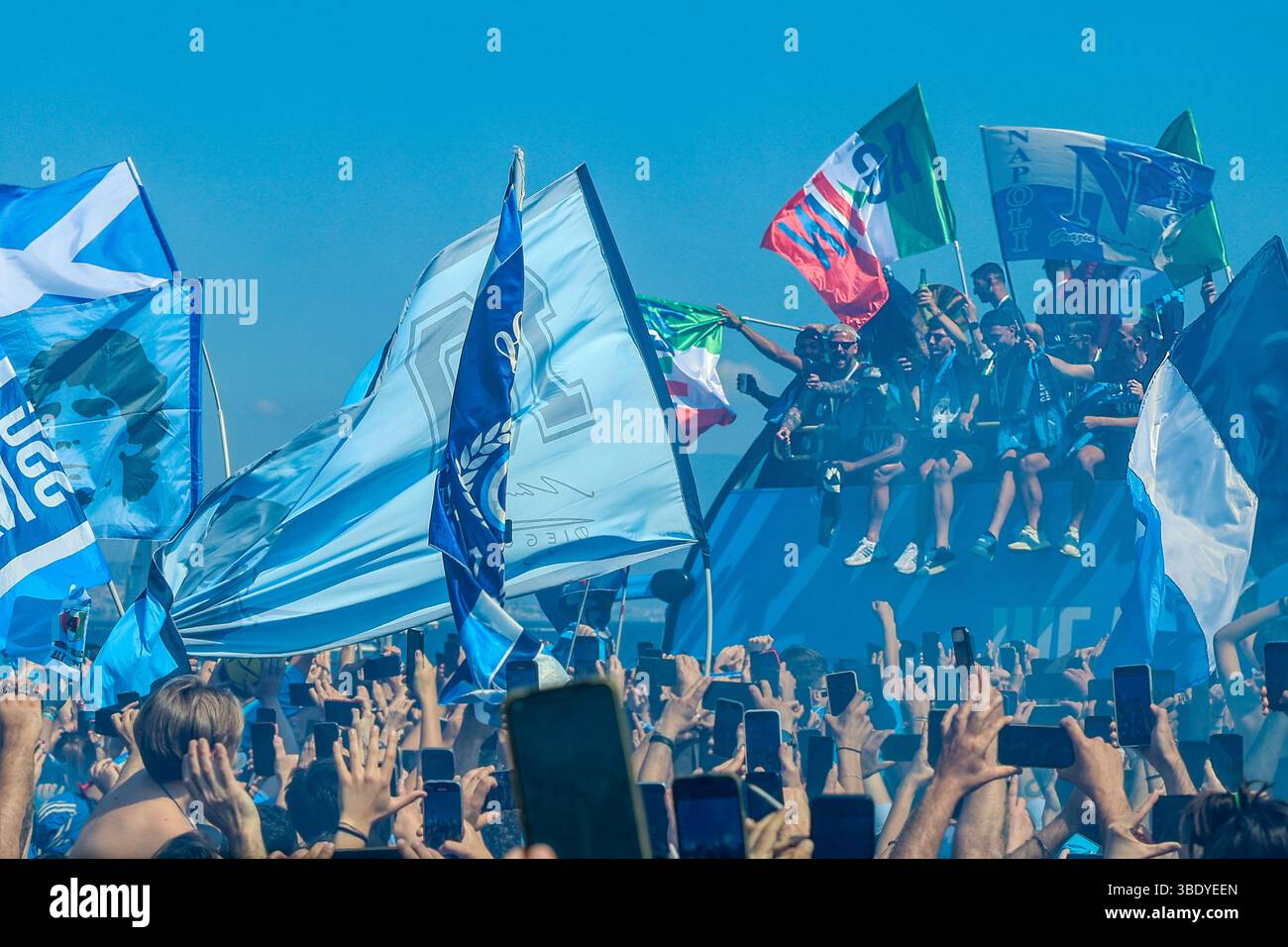 Naples, Italy, 26 May 2025. The Napoli football team parades on a bus ...