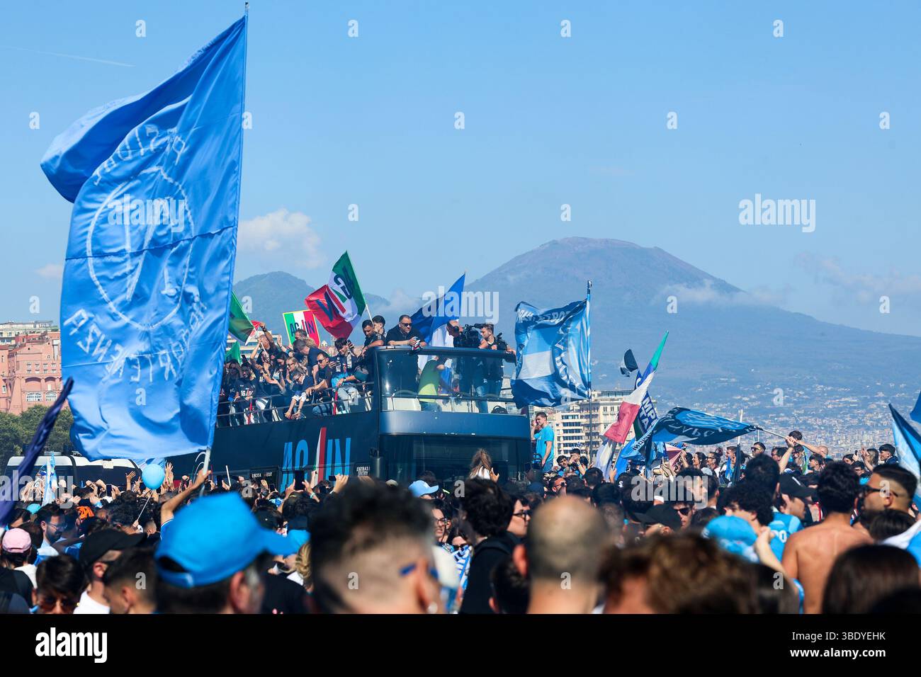 Naples, Italy, 26 May 2025. The Napoli football team parades on a bus ...