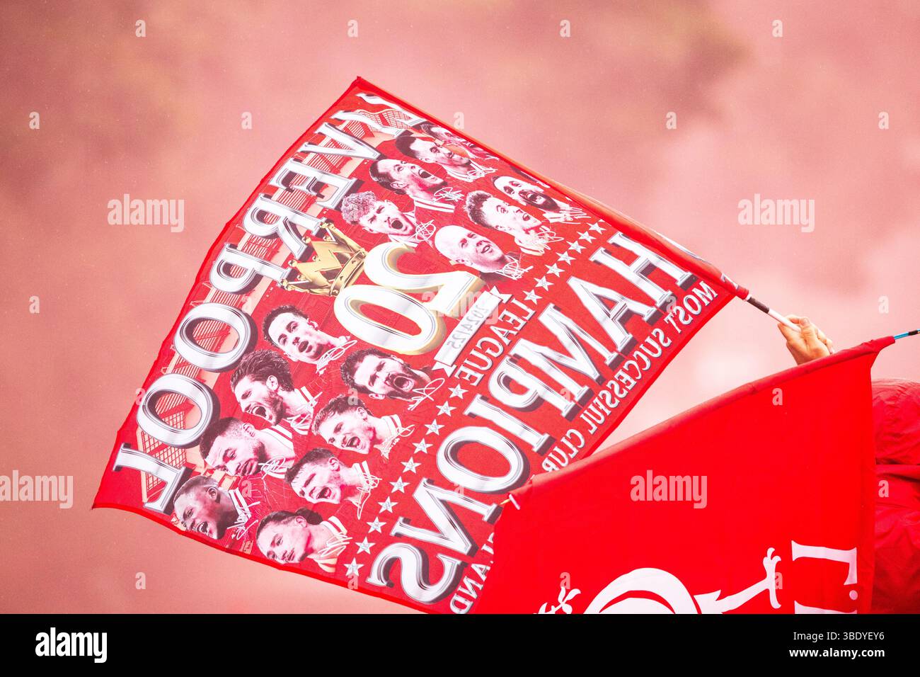 Liverpool trophy 2025 hi-res stock photography and images - Alamy