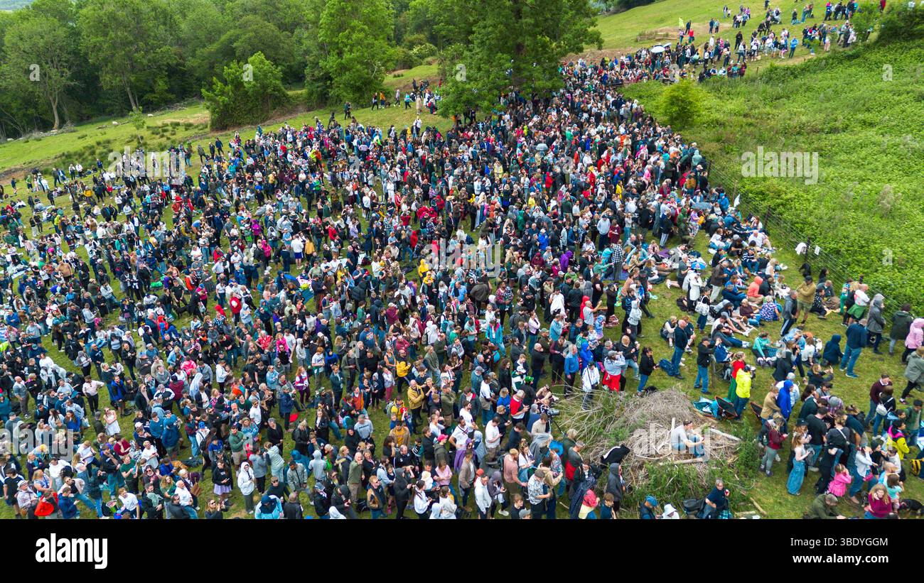 Annual Gloucestershire Cheese Rolling Race at Cooper's Hill on 26 May 2025 Stock Photo - Alamy