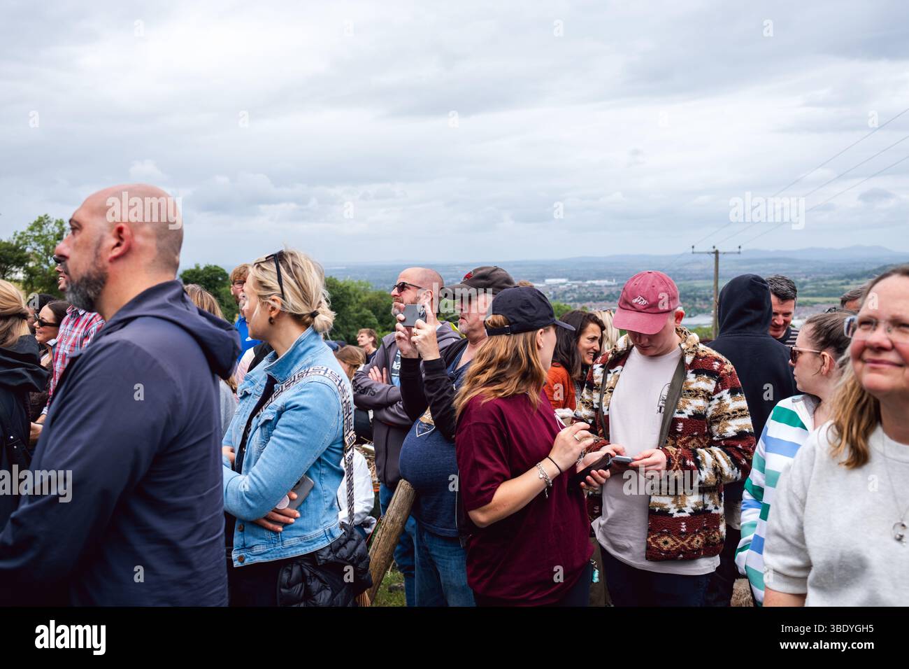 Annual Gloucestershire Cheese Rolling Race at Cooper's Hill on 26 May ...