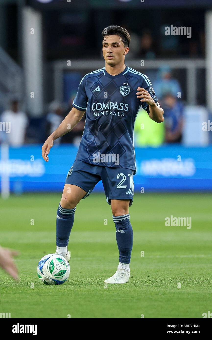 May 24, 2025:Sporting Kansas City midfielder Manu Garcia (21) controls ...