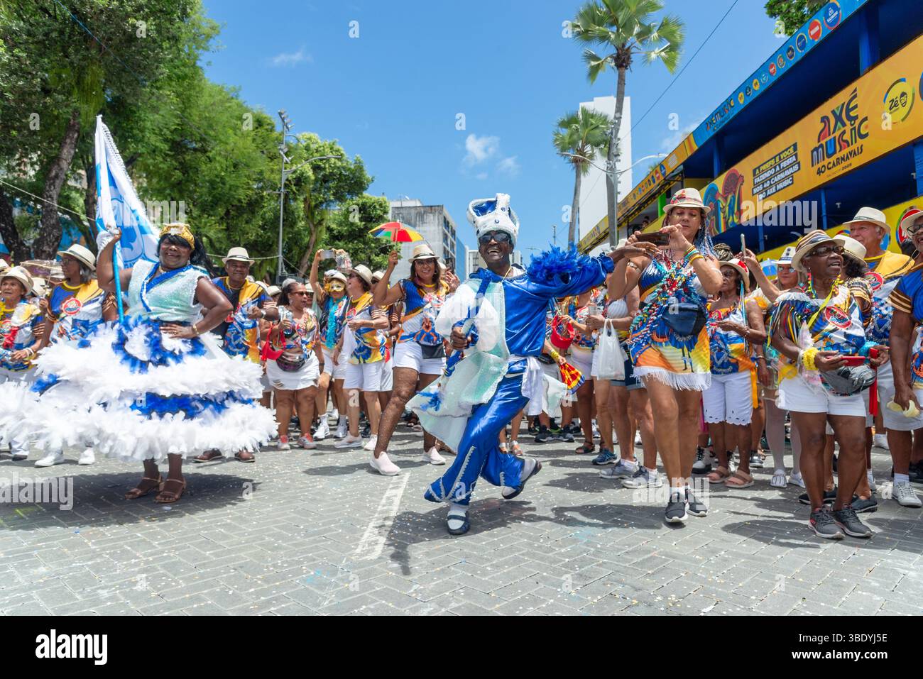 Salvador Bahia Brazil March 01 2025 Samba Cultural Group With