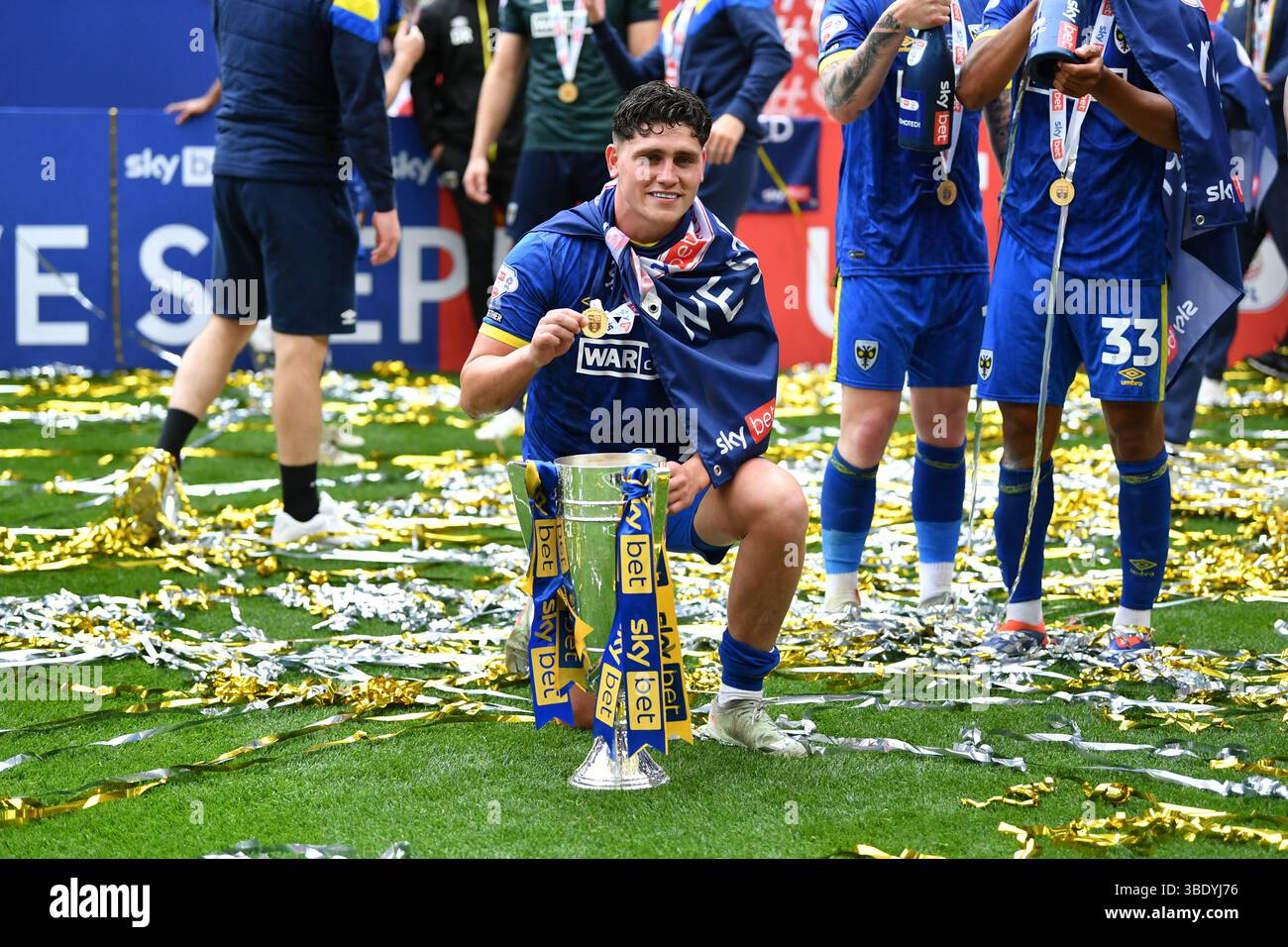 London, England. 26th May 2025. Matty Stevens poses with the trophy ...