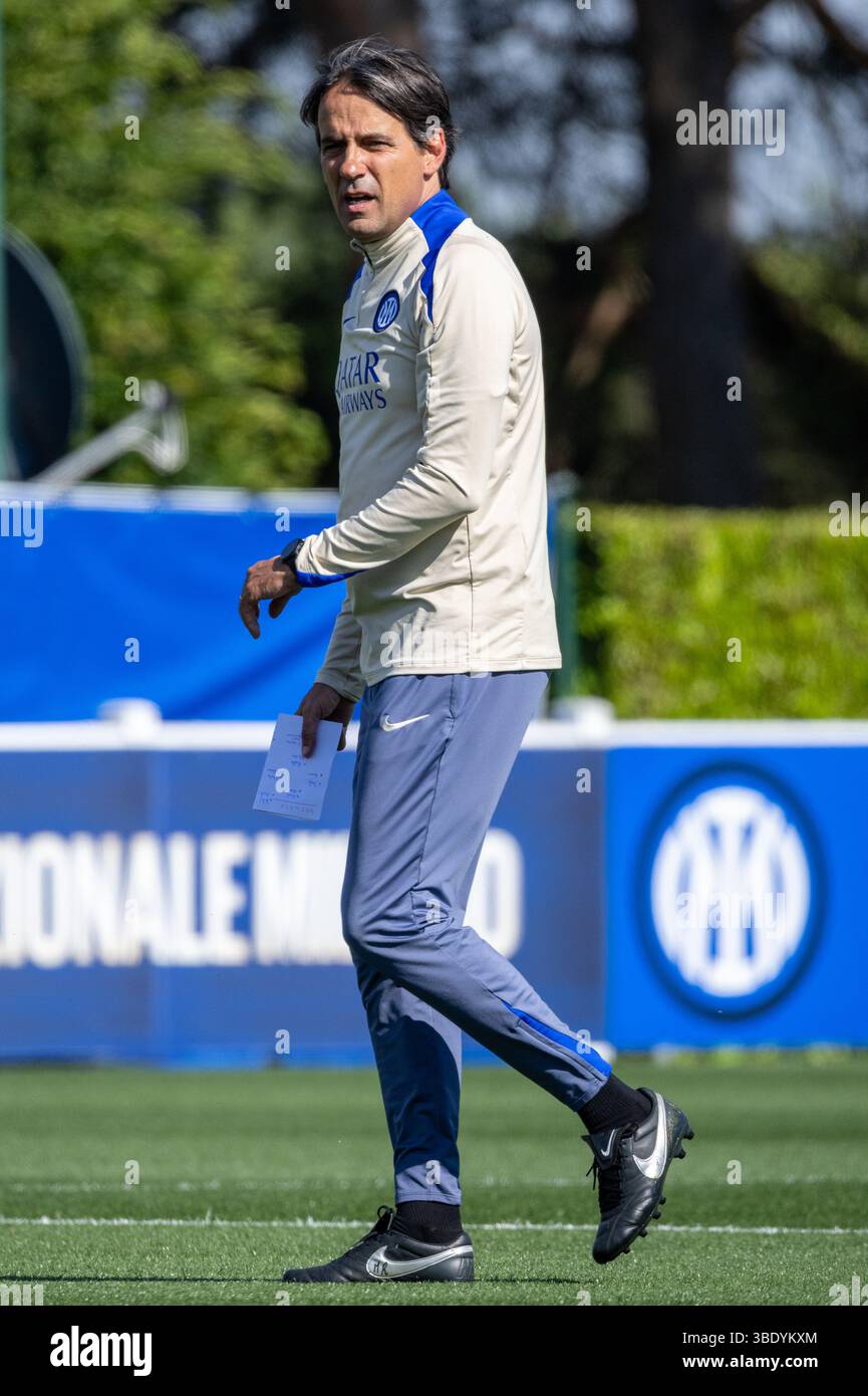 Simone Inzaghi head coach F.C Internazionale during training session ...