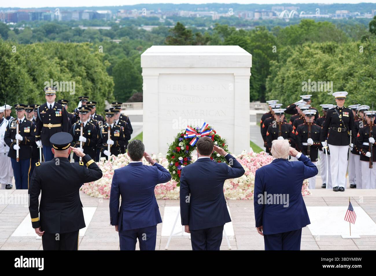 President Donald Trump, right, Vice President JD Vance, second right ...