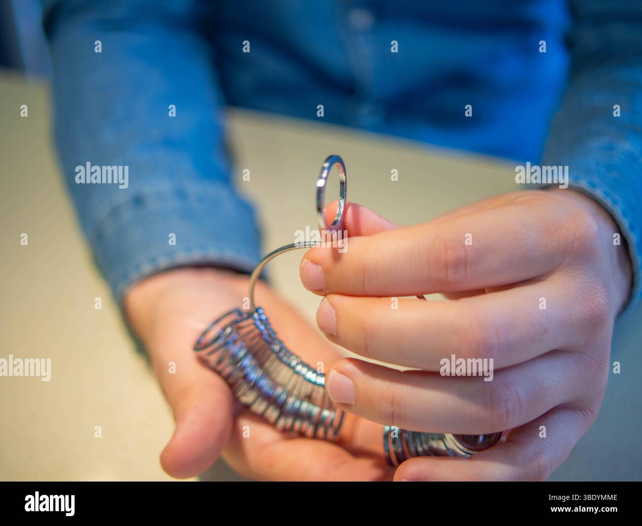 Engagement tool hi-res stock photography and images - Alamy