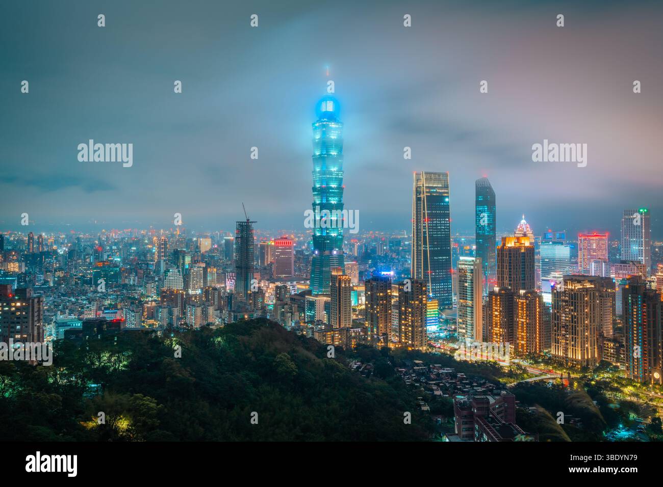 Best View of Taipei 101 – Iconic Daytime Perspective in Taipei, Taiwan ...