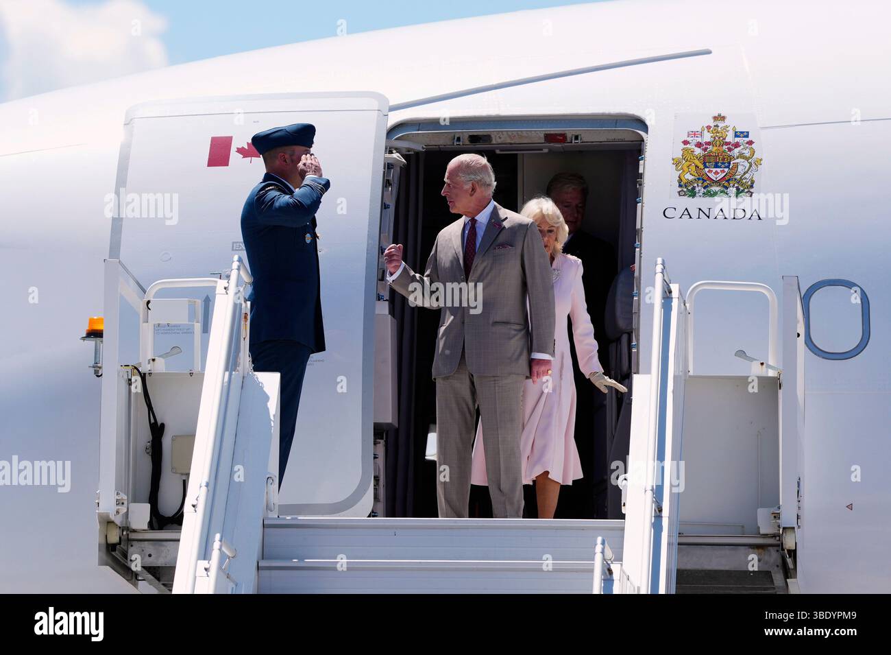 King Charles and Queen Camilla arrive at the Ottawa International ...