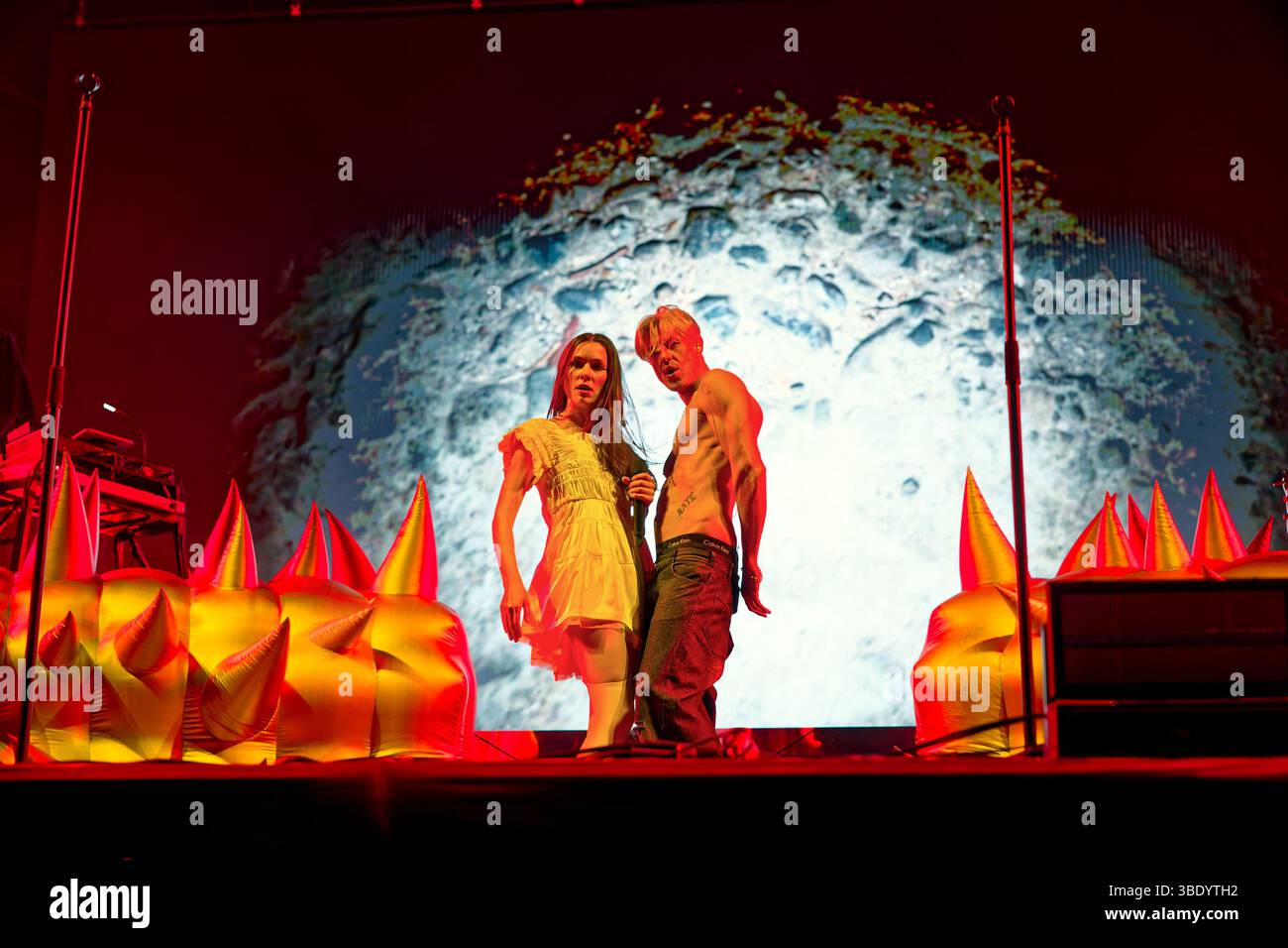 May 23, 2025: SUGAR BONES and JANET PLANET of Confidence Man performing ...