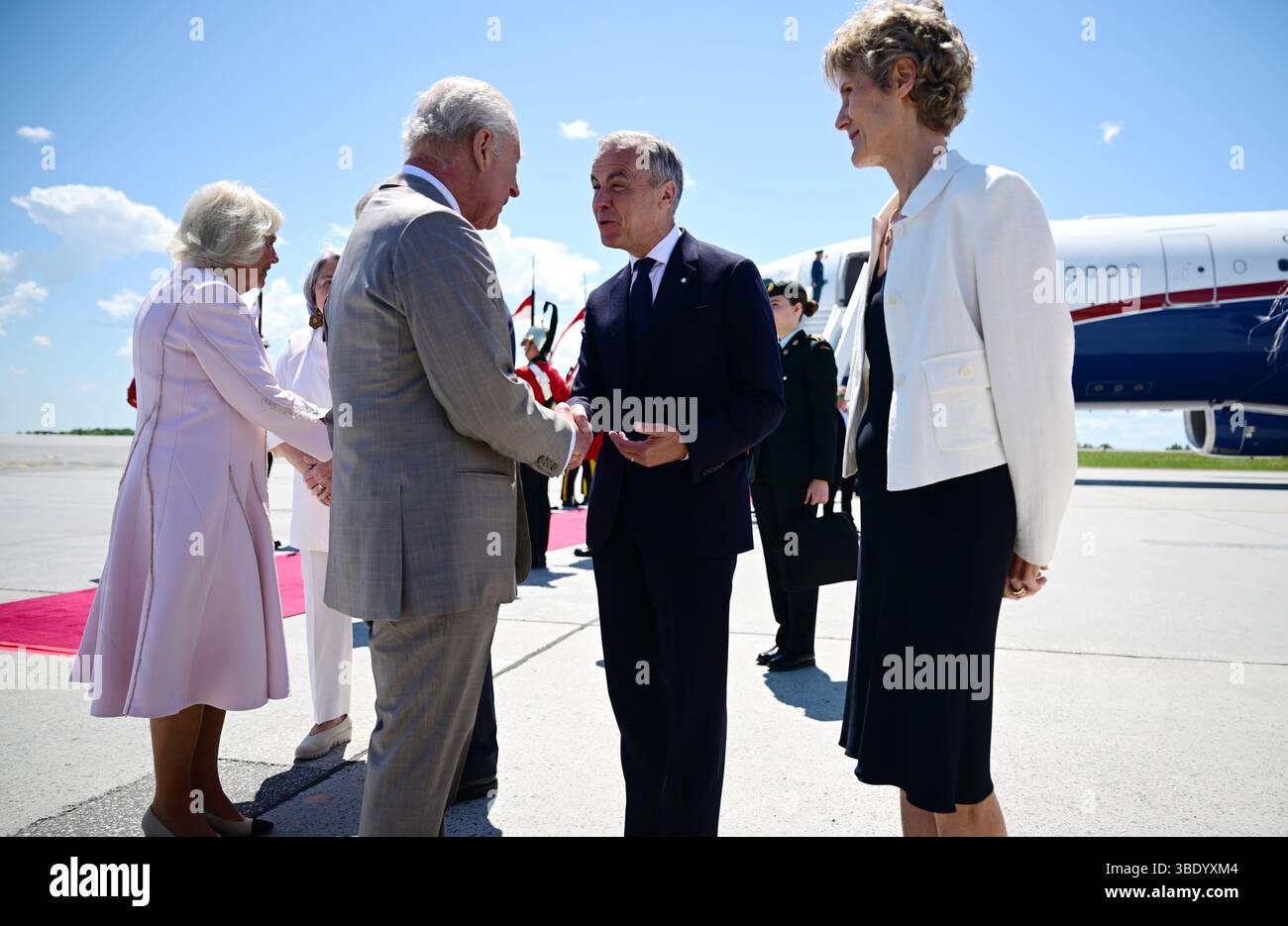 King Charles III and Queen Camilla meets with Canadian Prime Minister ...