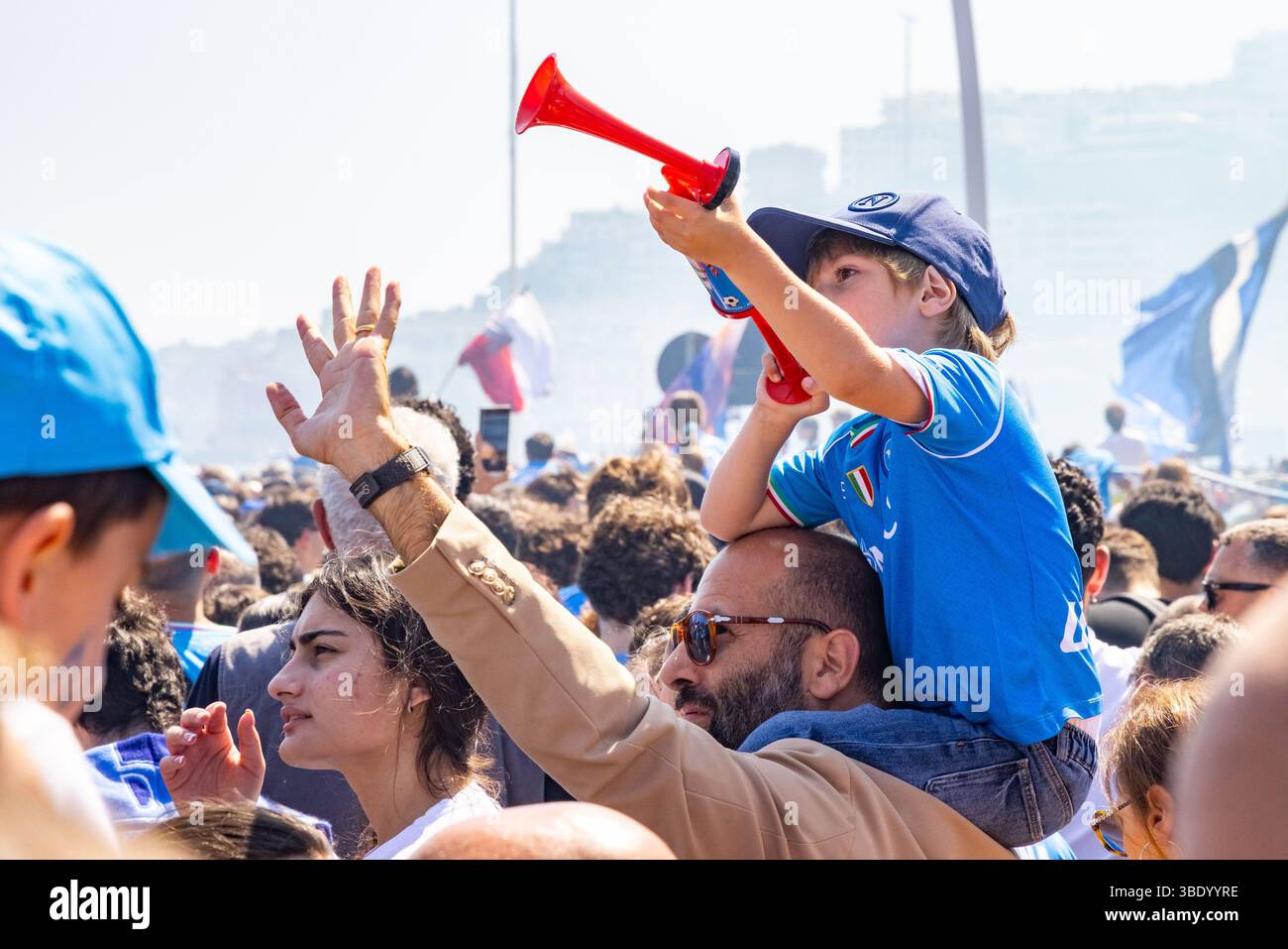 Naples, Italy. 26th May, 2025. SSC Napoli supporters attend the Serie A ...