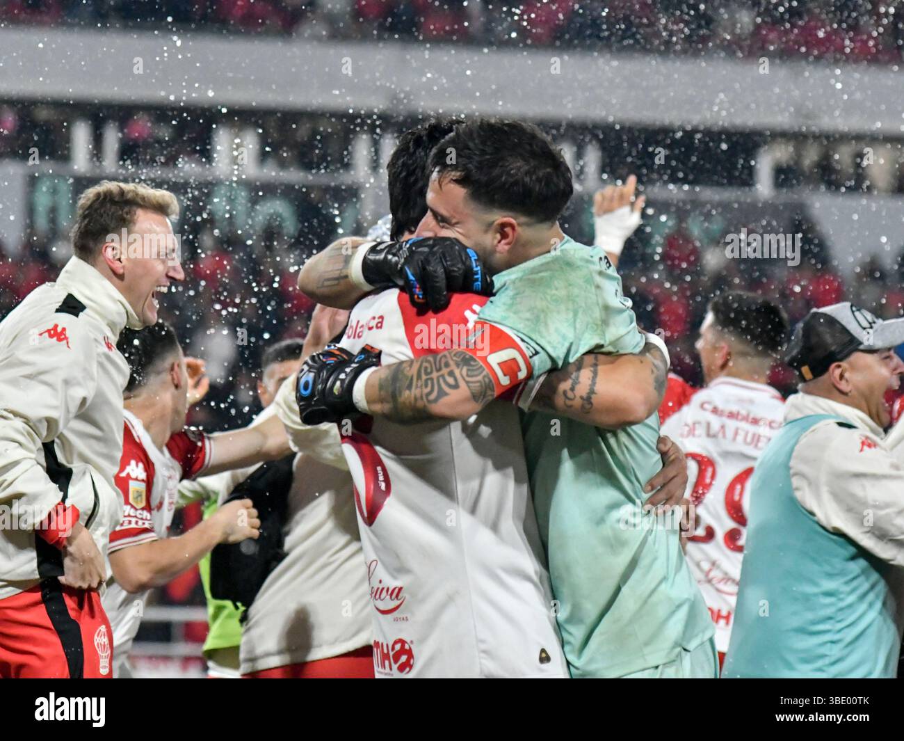 May 24, 2025. Club Huracan faces Independiente for Quarters final Torneo Liga profesional de ...