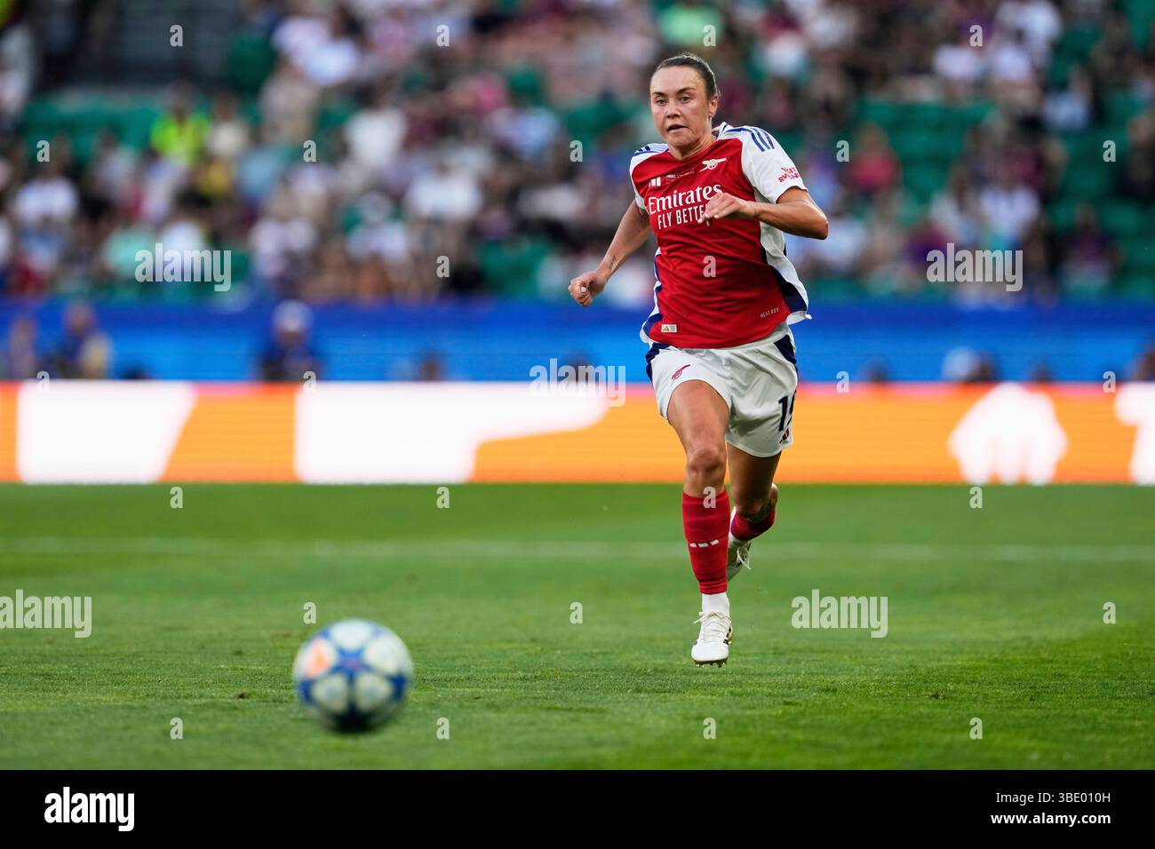 Arsenal's Frida Maanum runs with the ball during the women's Champions ...