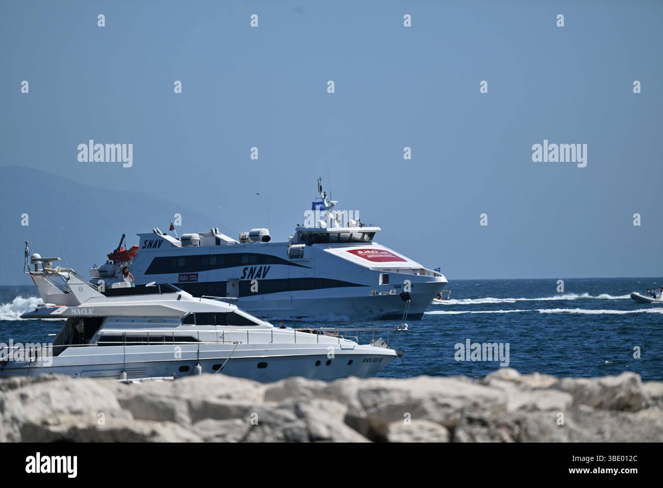 Naples, Parade on Lungomare Carcciolo of the open-top buses of Calcio ...