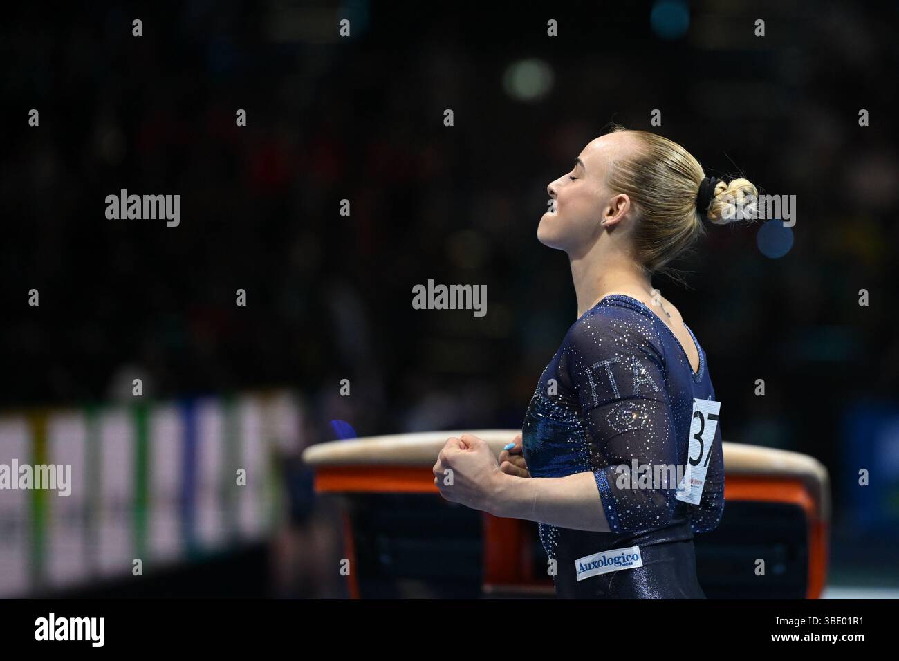 Leipzig, Germany. 26th May, 2025. Alice D'Amato (ITA) vault during Men ...
