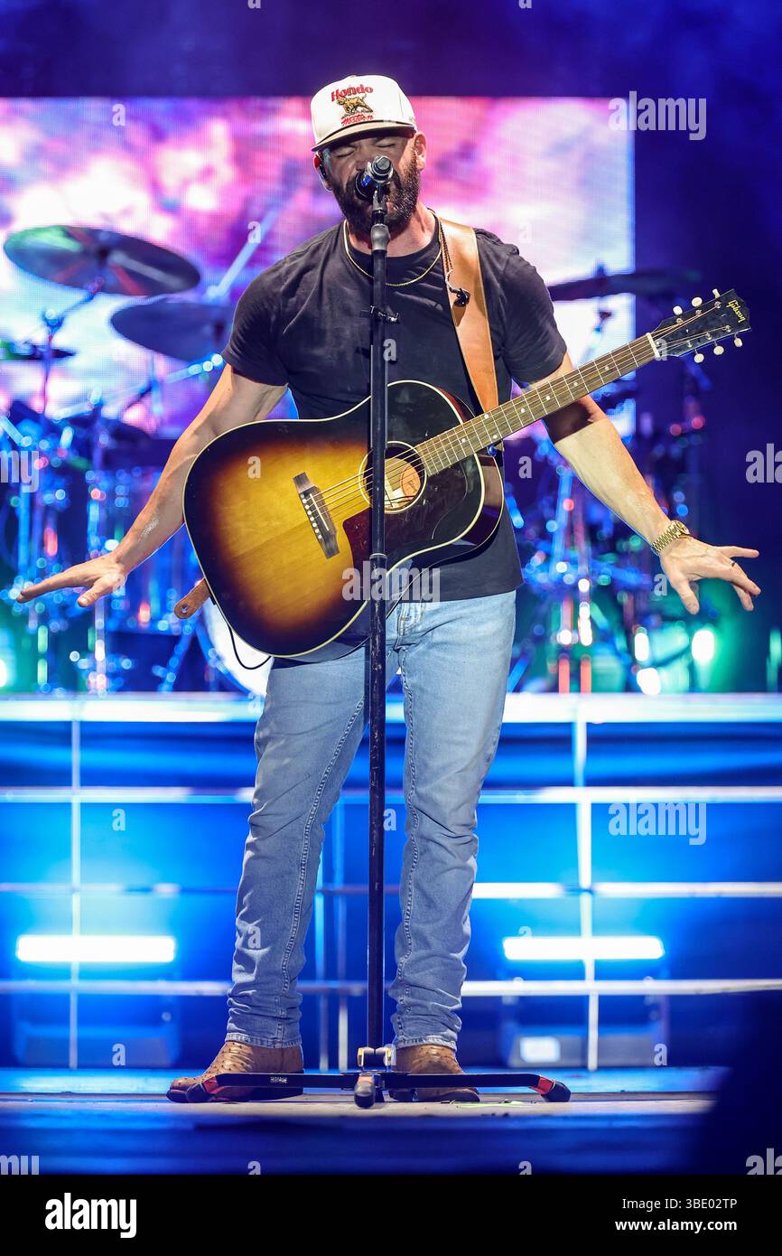 Denham Springs, USA. 25th May, 2025. May 25, 2025: Dylan Scott performs ...