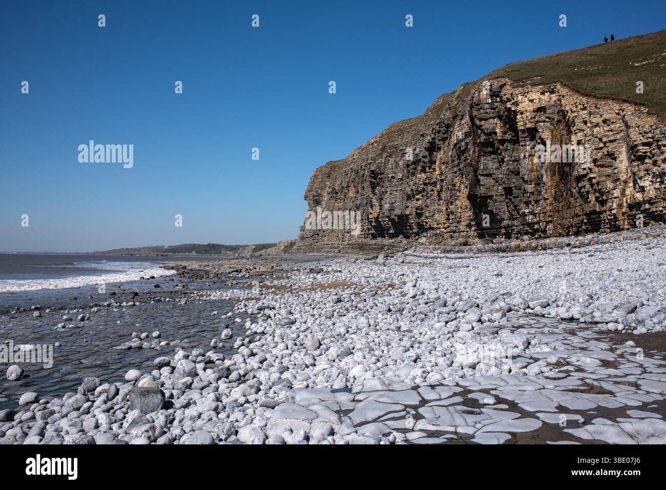 Cliffs at Monknash Beach in Glamorgan South Wales UK Stock Photo - Alamy