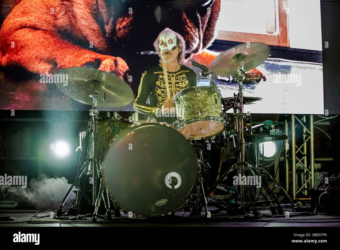 Music Concert - TRE ALLEGRI RAGAZZI MORTI - LIVE 2025 Luca Masseroni ...