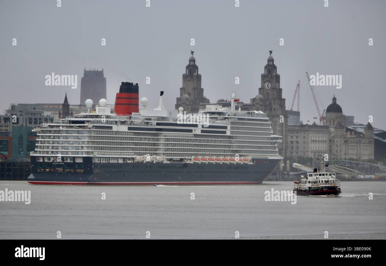 Queen Anne arriving in Liverpool Stock Photo - Alamy