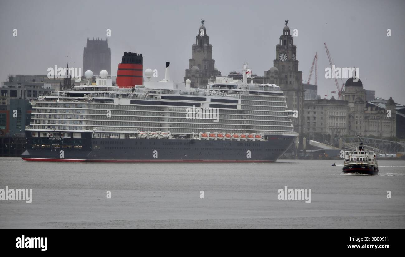 Liverpool parade may 2025 hi-res stock photography and images - Alamy