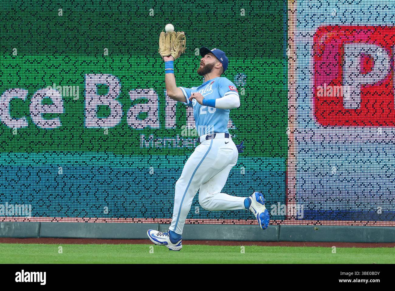 Kansas City, MO, USA. 26th May, 2025. Kansas City Royals right fielder ...