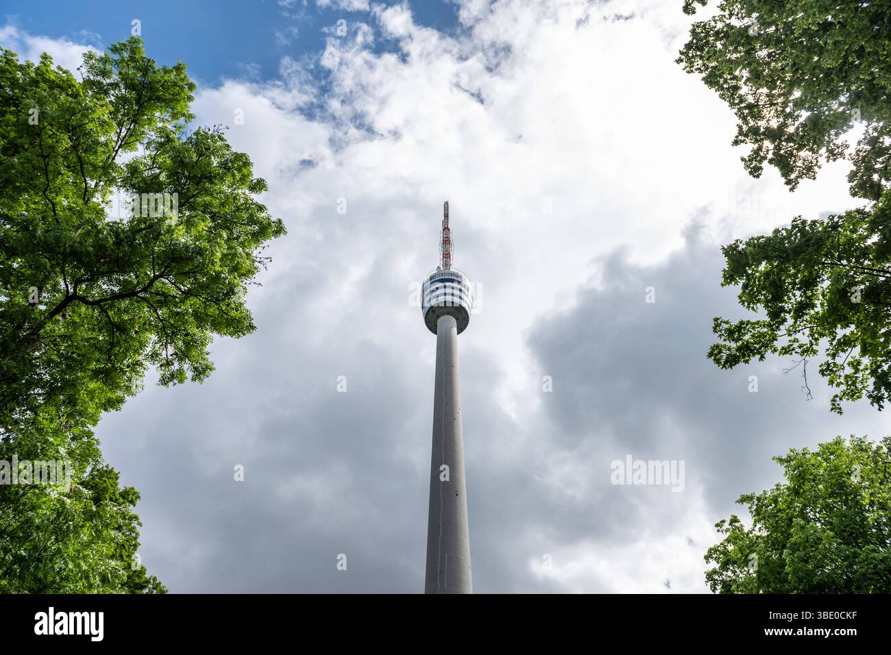 Der SWR Fernsehturm in Stuttgart. Stuttgart Baden-Württemberg ...