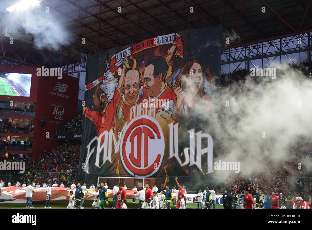 Toluca, Mexico. 25th May, 2025. Toluca fans support their team during ...