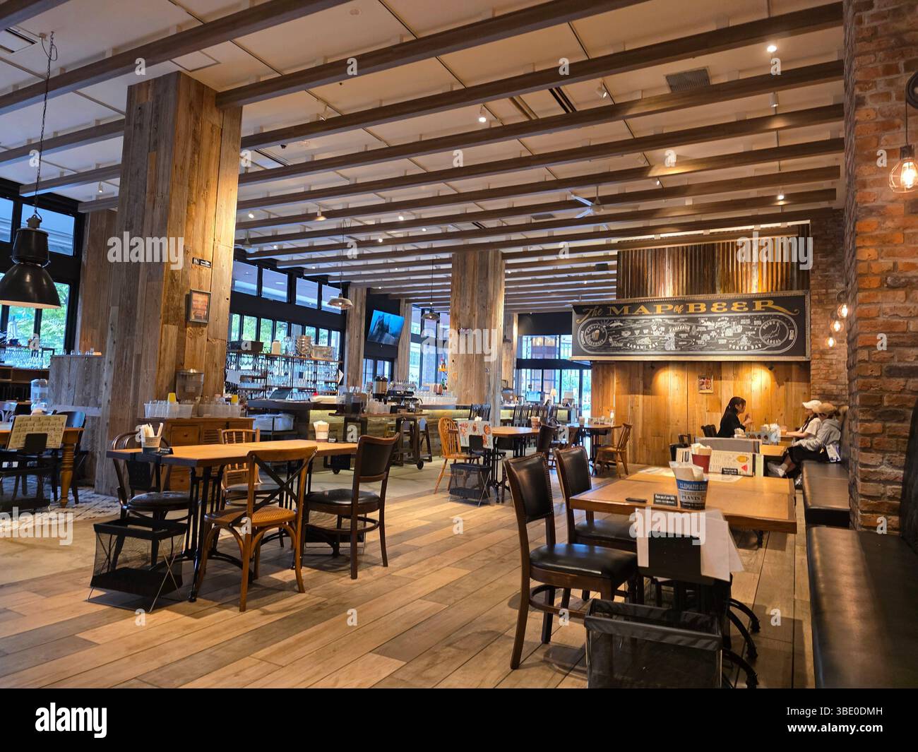 Family restaurant japan interior hi-res stock photography and images ...