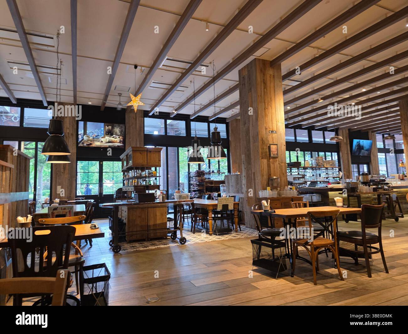 Inside of Japanese Pizza Restaurant Lobby Stock Photo - Alamy