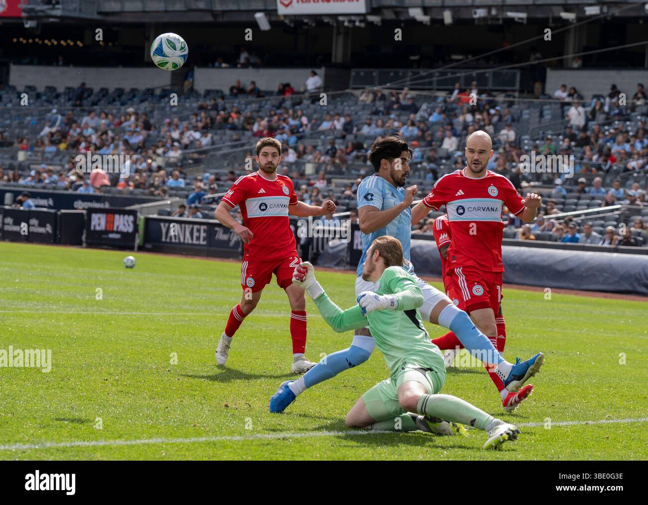 New York, United States. 25th May, 2025. Goalkeeper Chris Brady (1) of ...